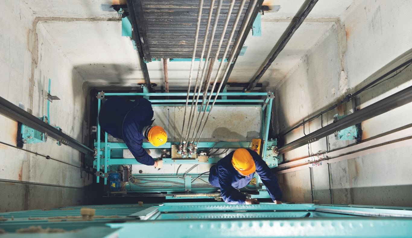 Lifts and Lifting Equipment | Allianz Insurance